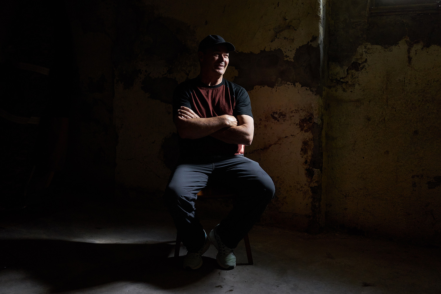 Michael Ezzell Artist Biography